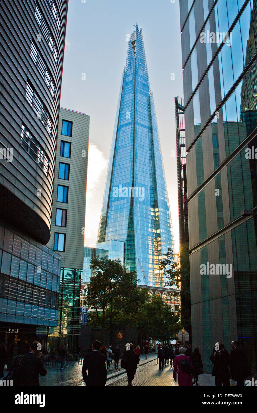 Shard sun hi-res stock photography and images - Alamy
