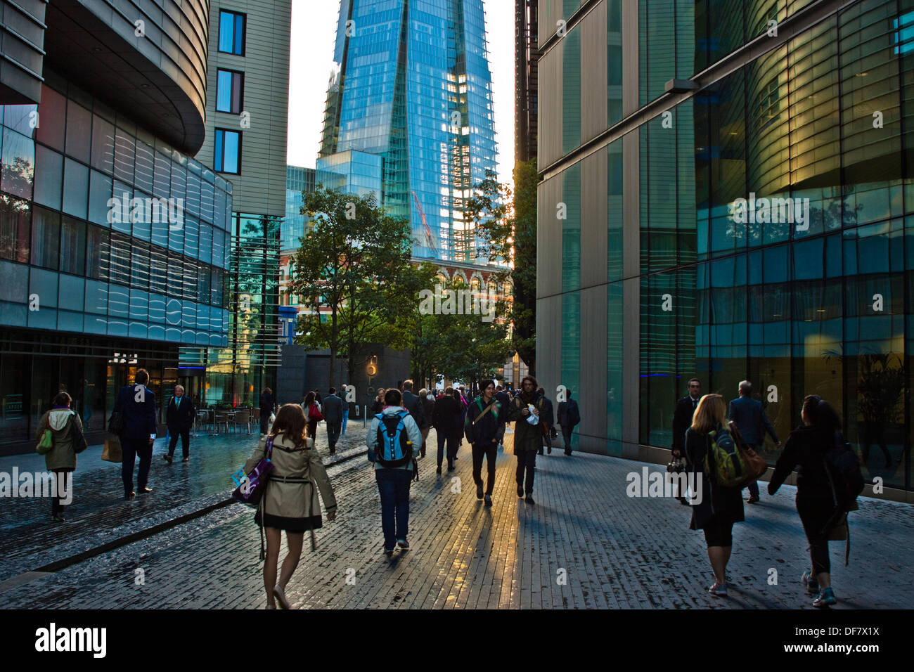 More place london hi-res stock photography and images - Alamy