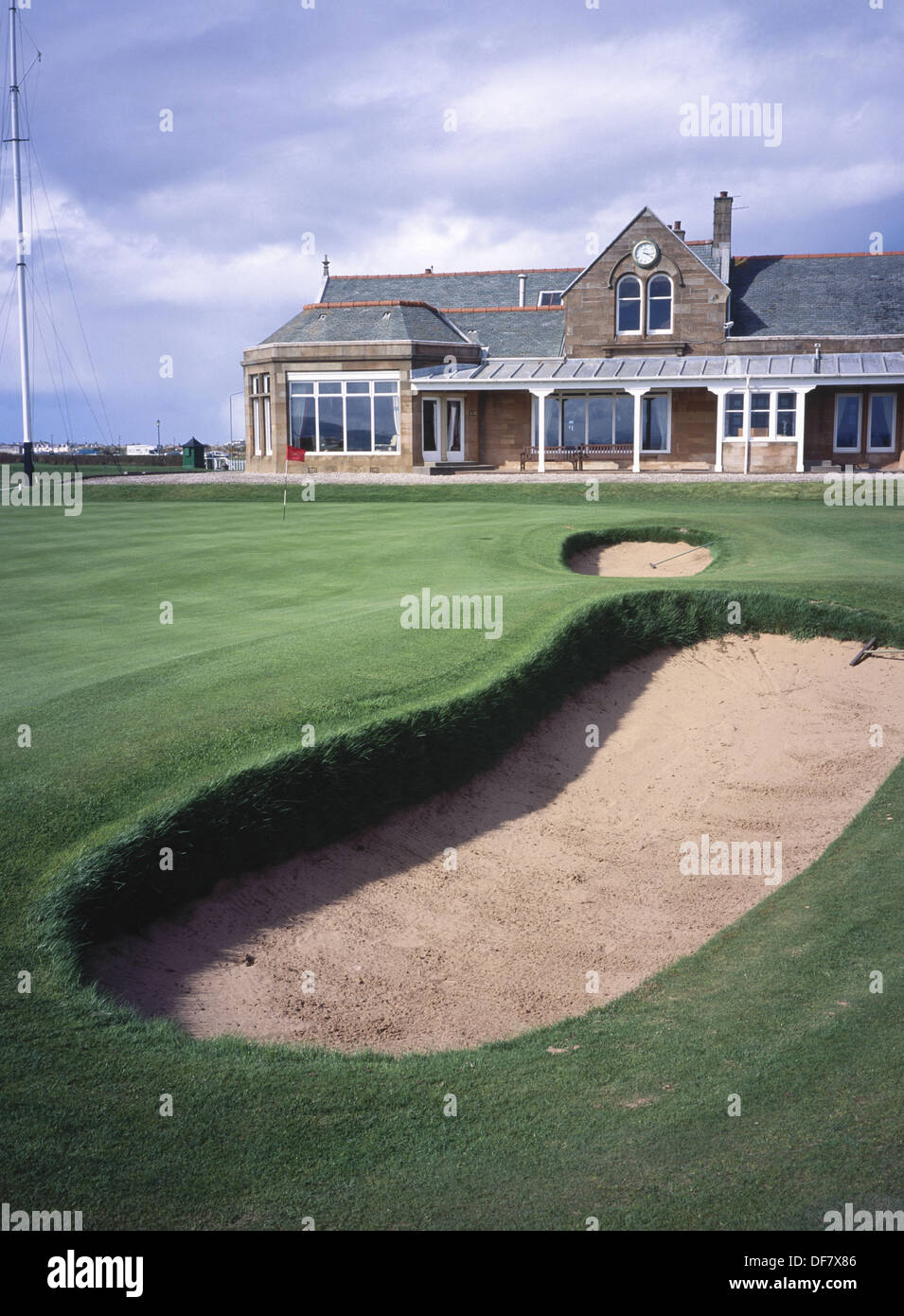 Royal troon golf course club house hi-res stock photography and images ...