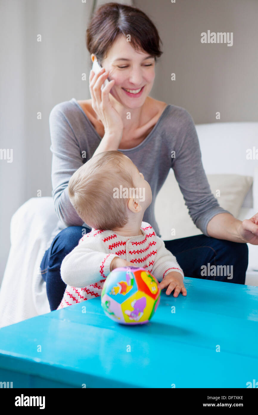 MOTHER & CHILD Stock Photo - Alamy