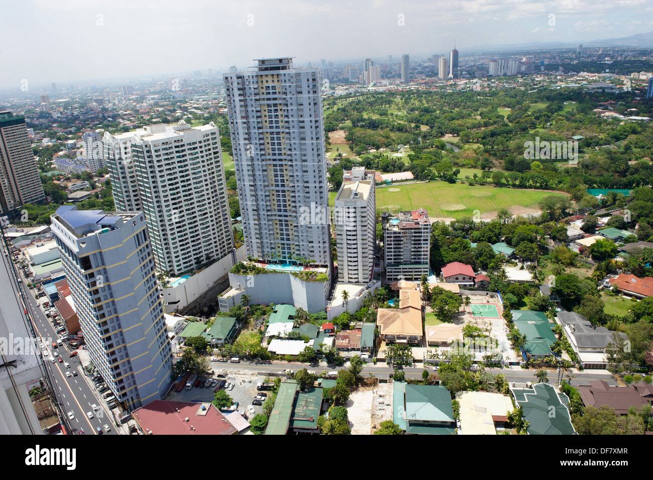 High rise building in manila hi-res stock photography and images - Alamy