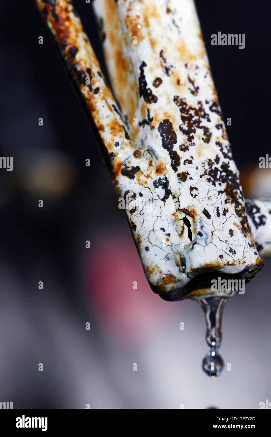 Dop of water hi-res stock photography and images - Alamy