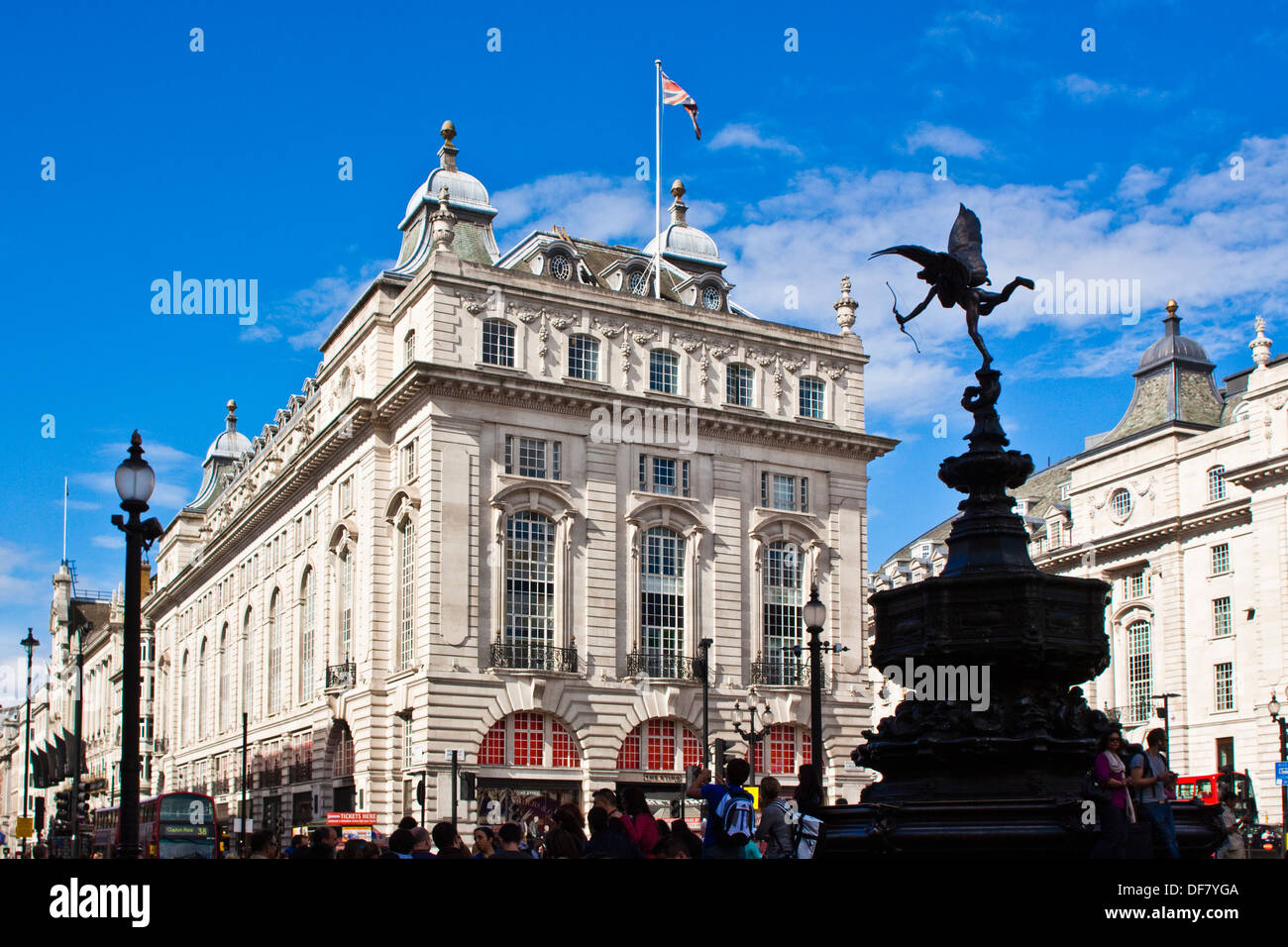 Piccadilly circus statue hi-res stock photography and images - Alamy