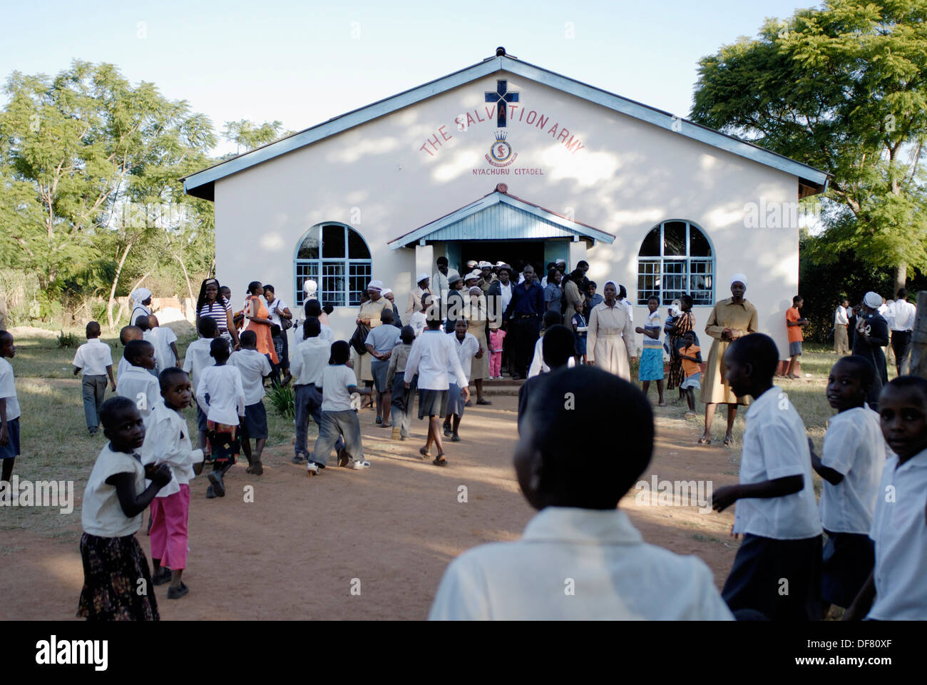 Leaving zimbabwe hi-res stock photography and images - Alamy