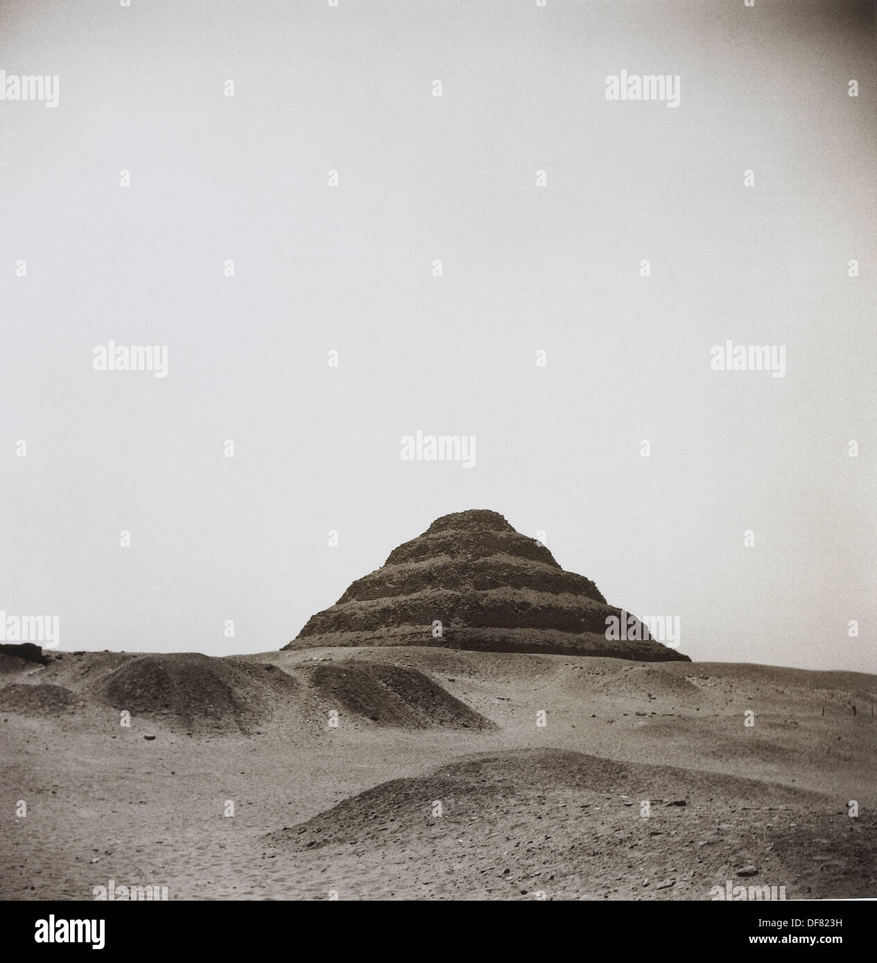 Pyramid Of Saqqara Stock Photos & Pyramid Of Saqqara Stock Images - Alamy