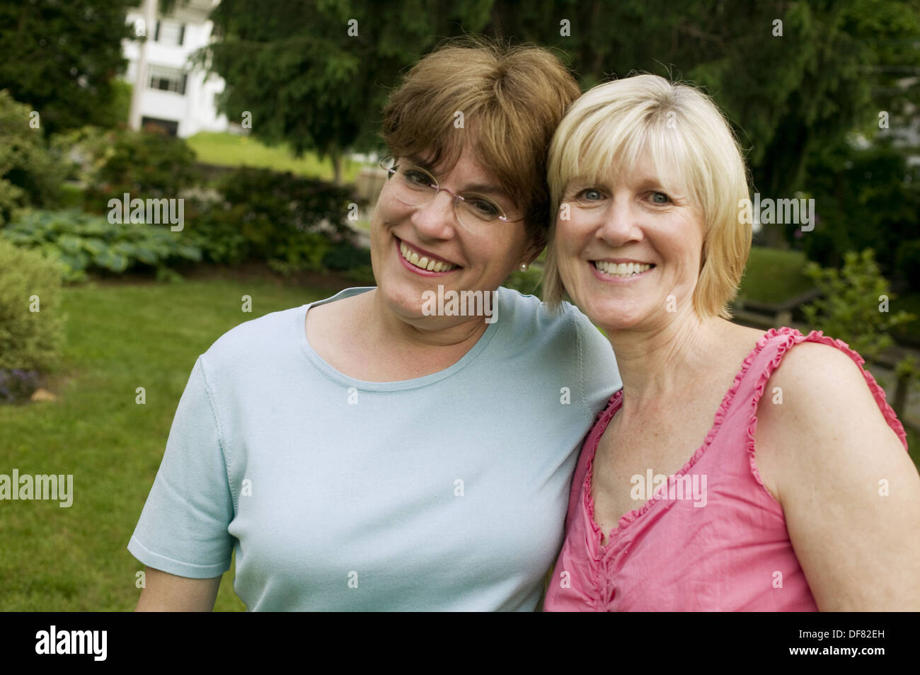 Friendship with newton hi-res stock photography and images - Alamy