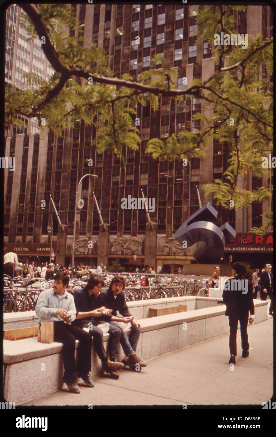 A view of the Rockefeller Center from the 6th Avenue side, showcasing ...