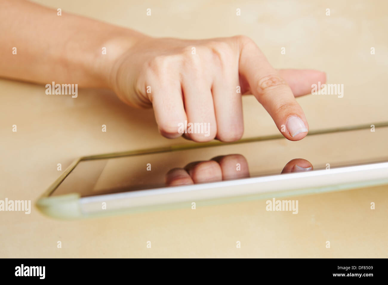 Hand typing computer top view hi-res stock photography and images - Alamy