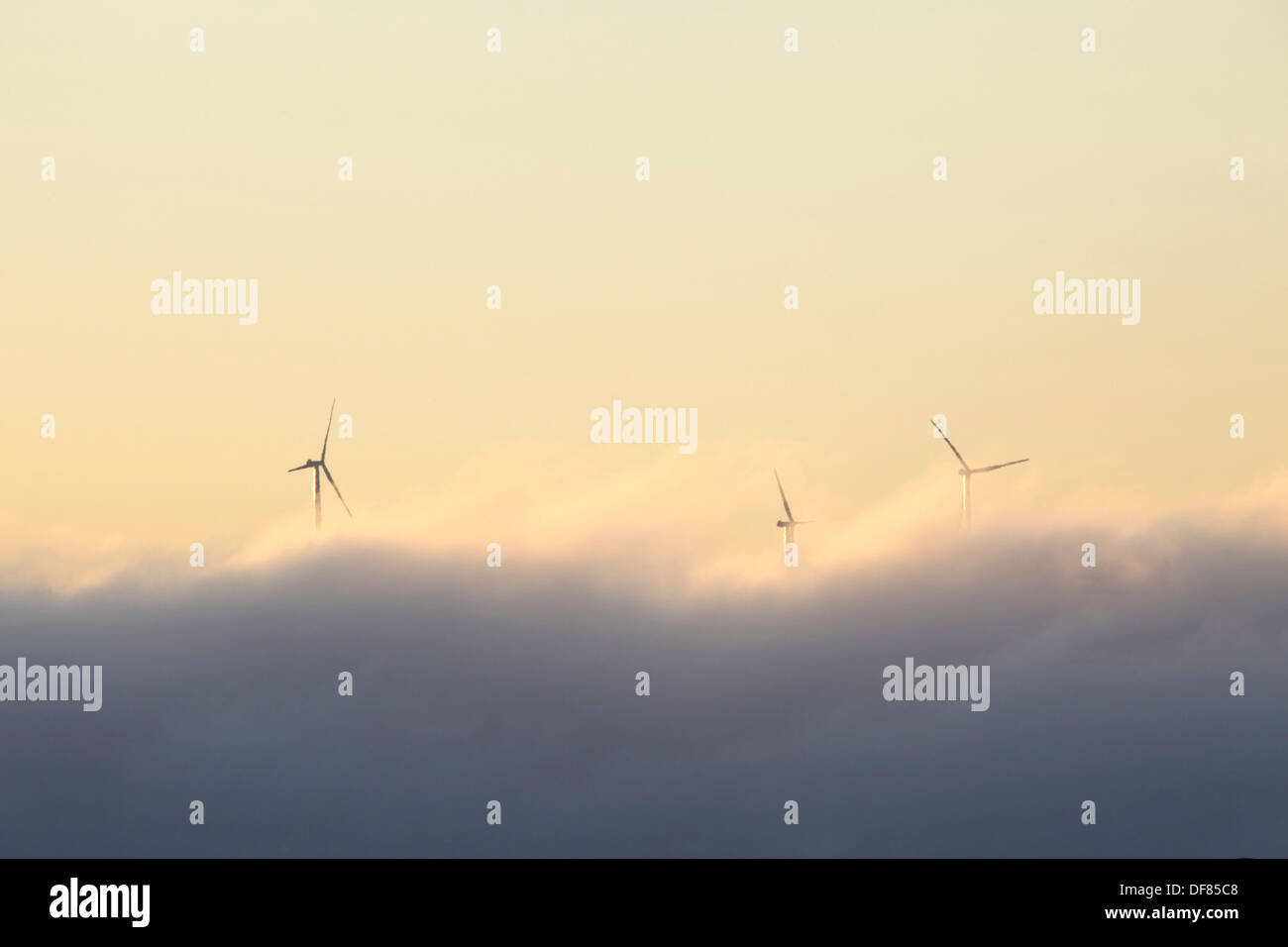 Wind steam hi-res stock photography and images - Alamy