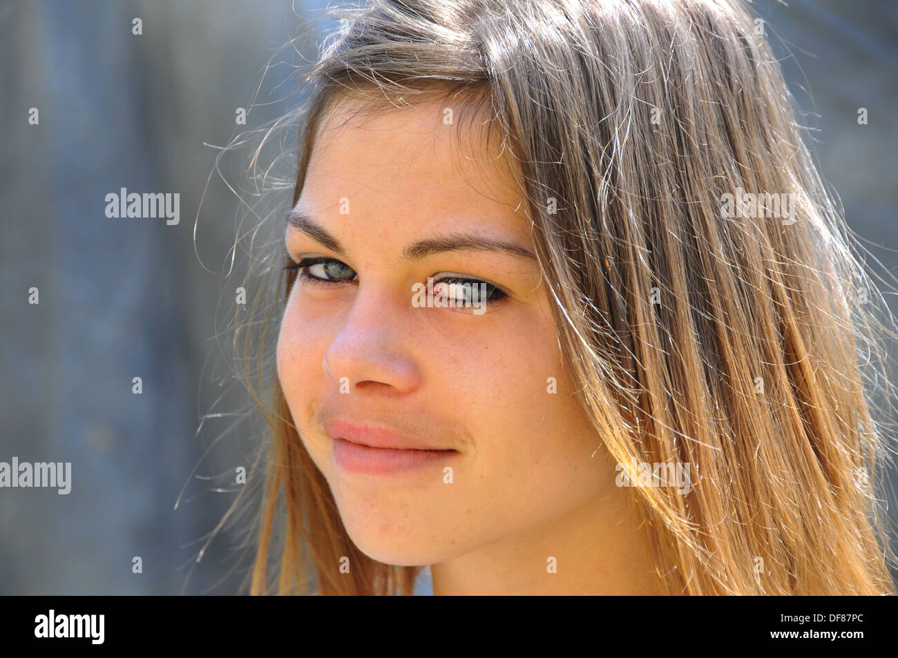 Portrait of a teenager hi-res stock photography and images - Alamy