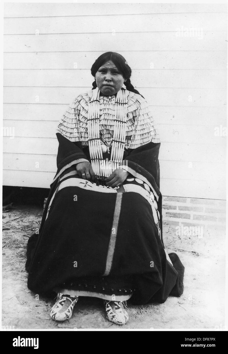Old woman in traditional dress Black and White Stock Photos & Images ...