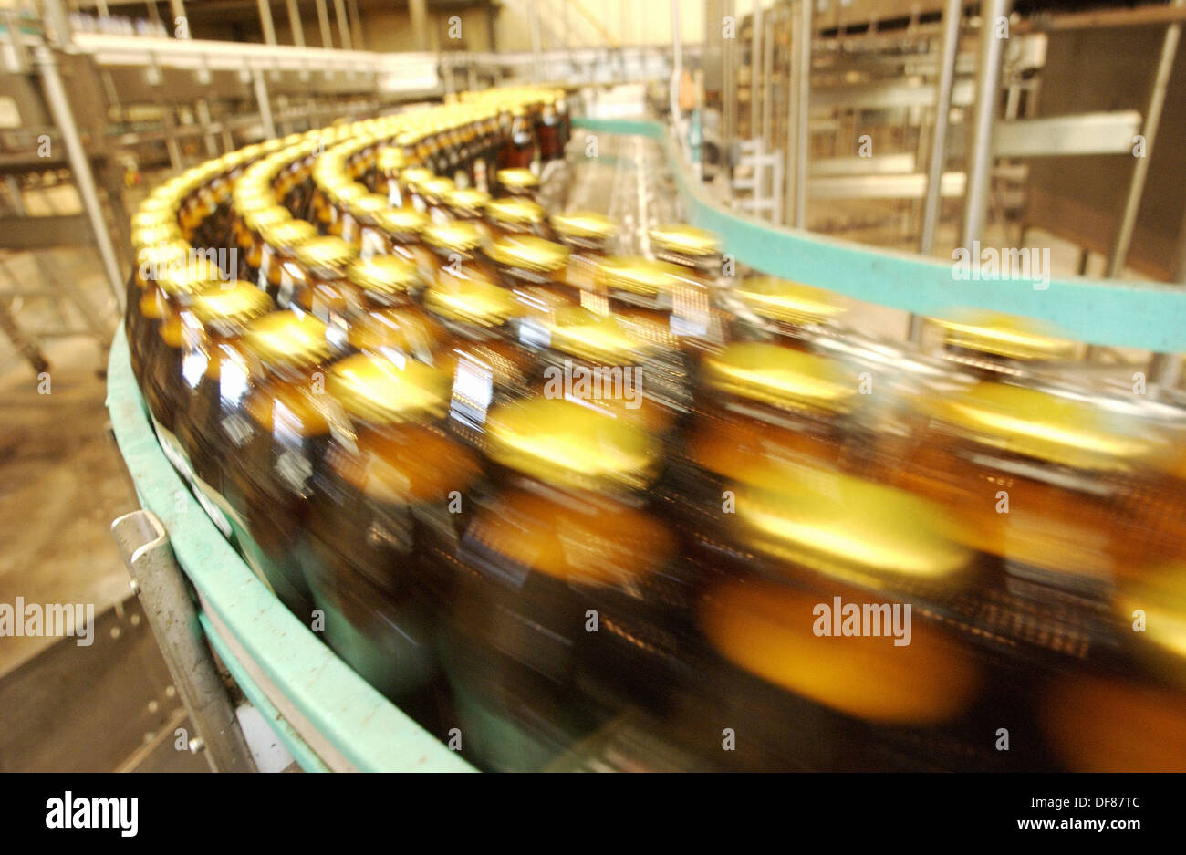 Bottling factory inside hi-res stock photography and images - Alamy