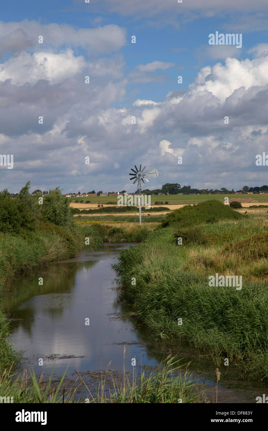 East anglia remote landscape hi-res stock photography and images - Alamy