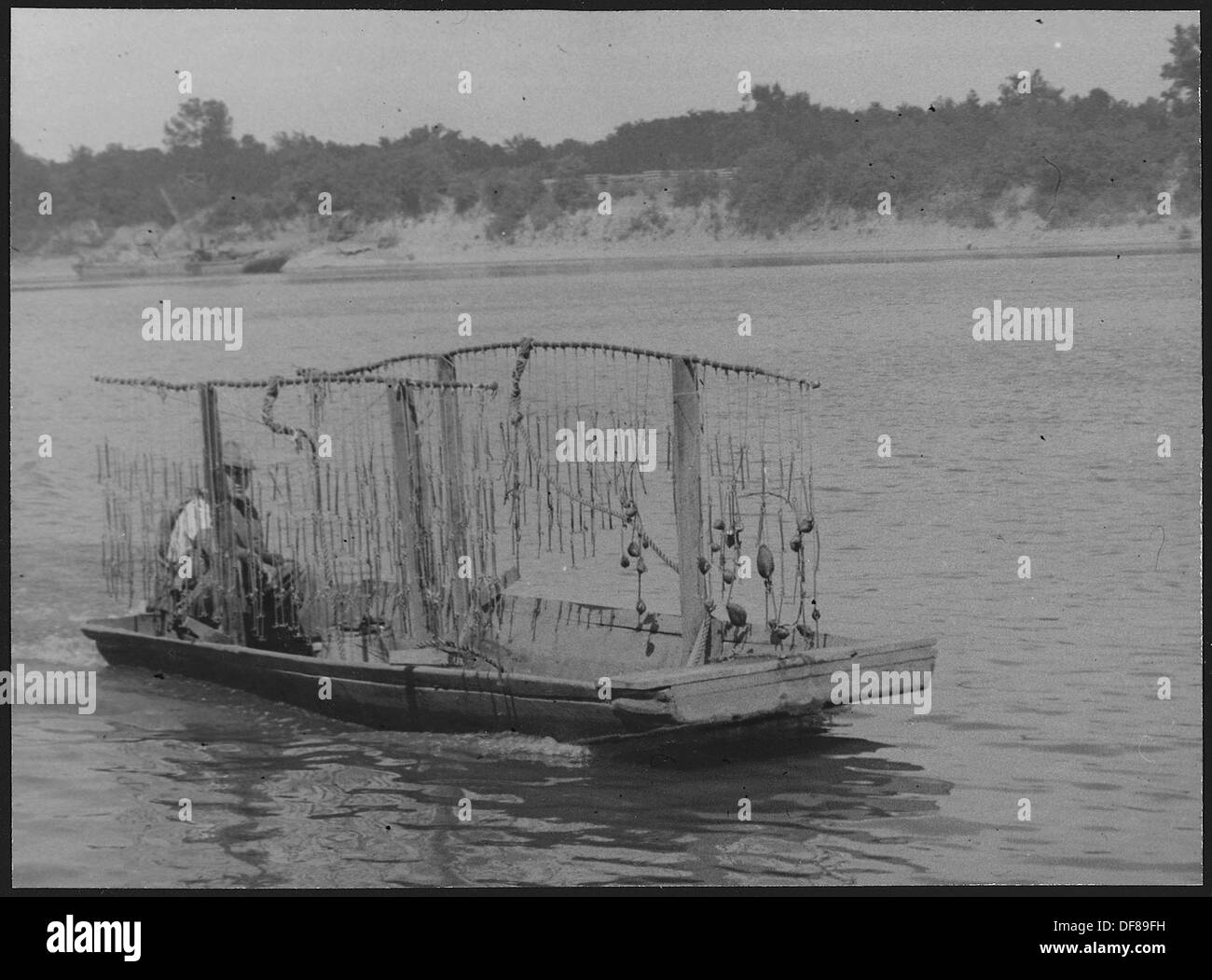 Shell vessels Black and White Stock Photos & Images - Alamy