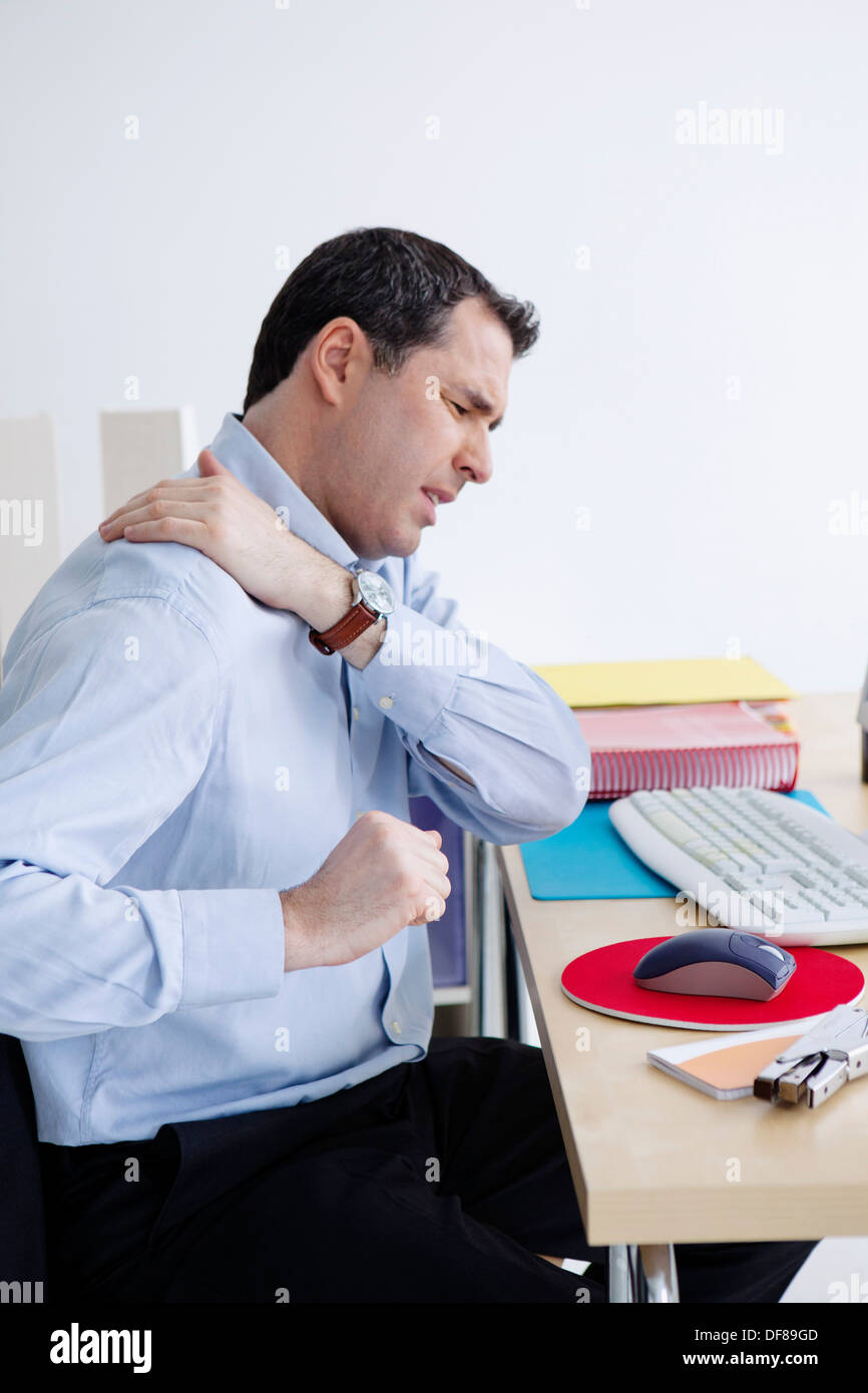 Office injuries hi-res stock photography and images - Alamy