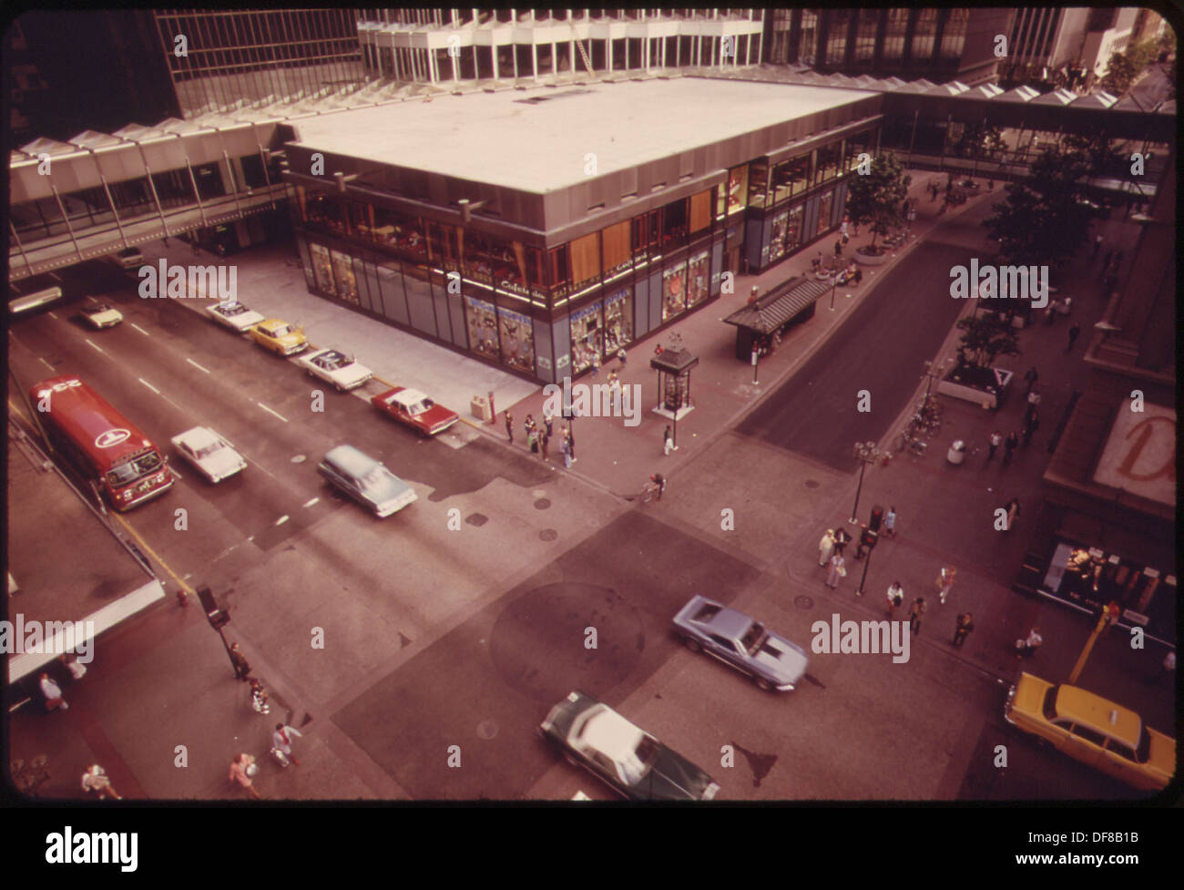 Nicollet mall hi-res stock photography and images - Alamy