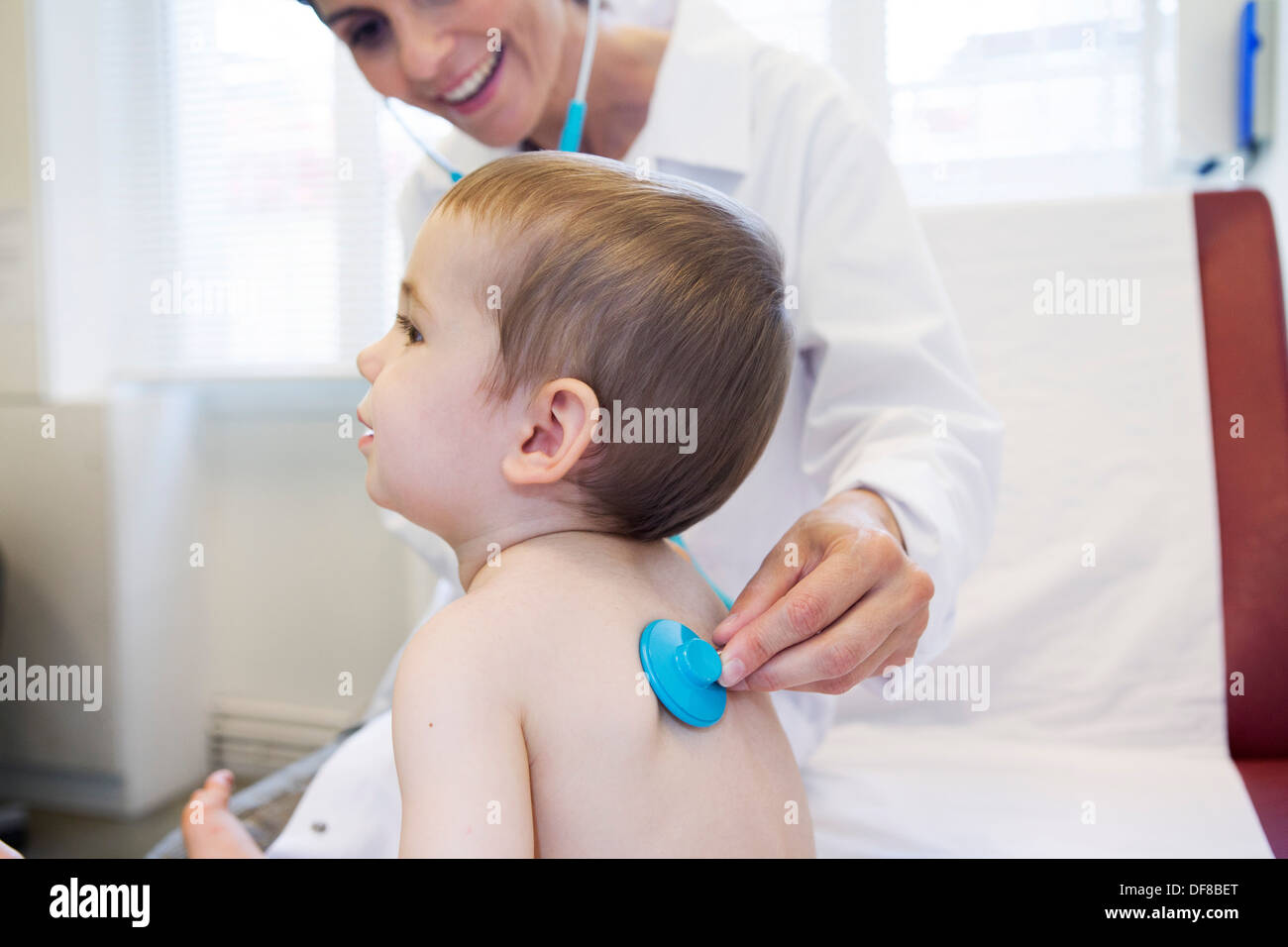 Back Symptomatology Child High Resolution Stock Photography and Images ...
