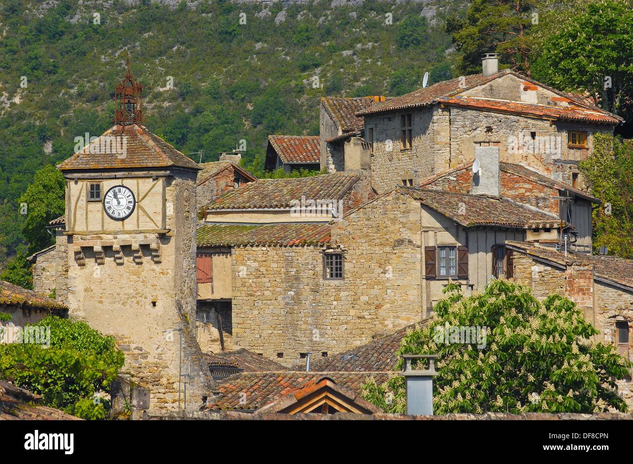 Penne tarn et garonne midi pyrenees hi-res stock photography and images ...