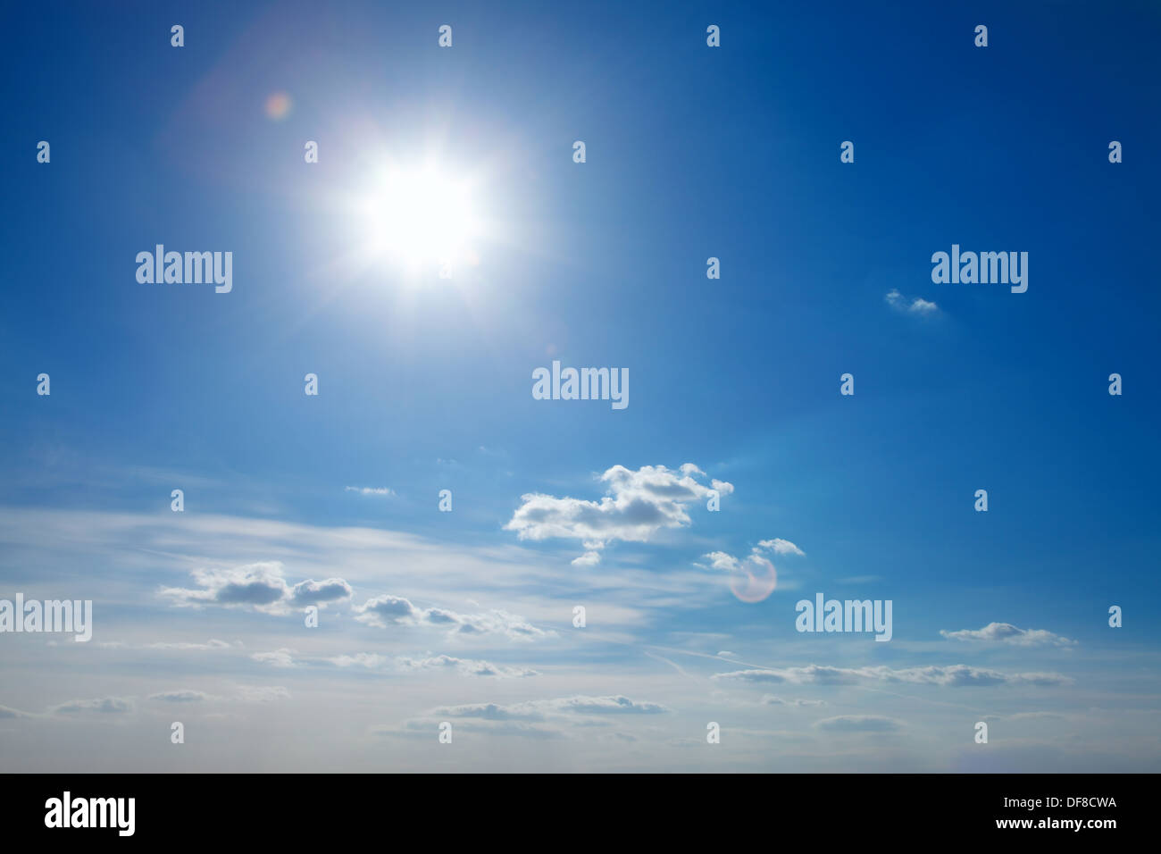 Blue sky bliss hi-res stock photography and images - Alamy