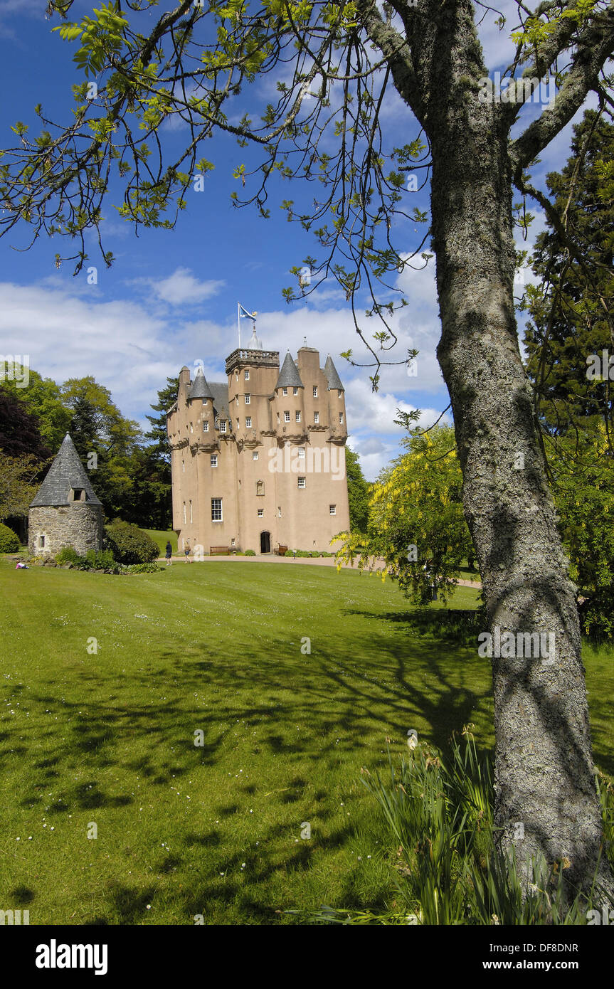 Jacobean renaissance architecture hi-res stock photography and images ...