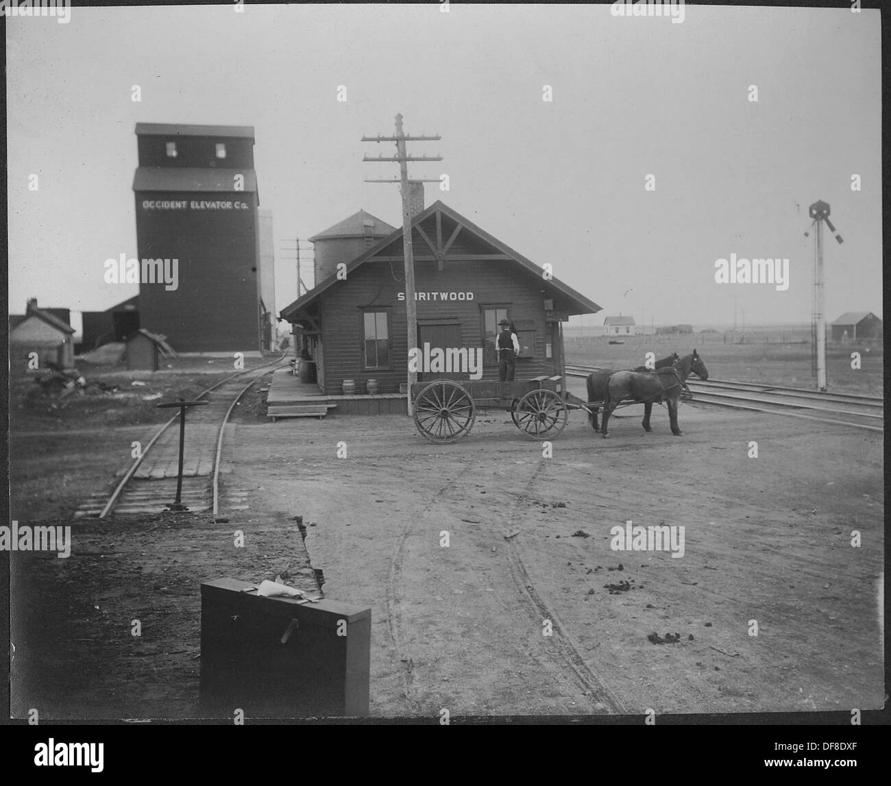 Land location Black and White Stock Photos & Images - Alamy