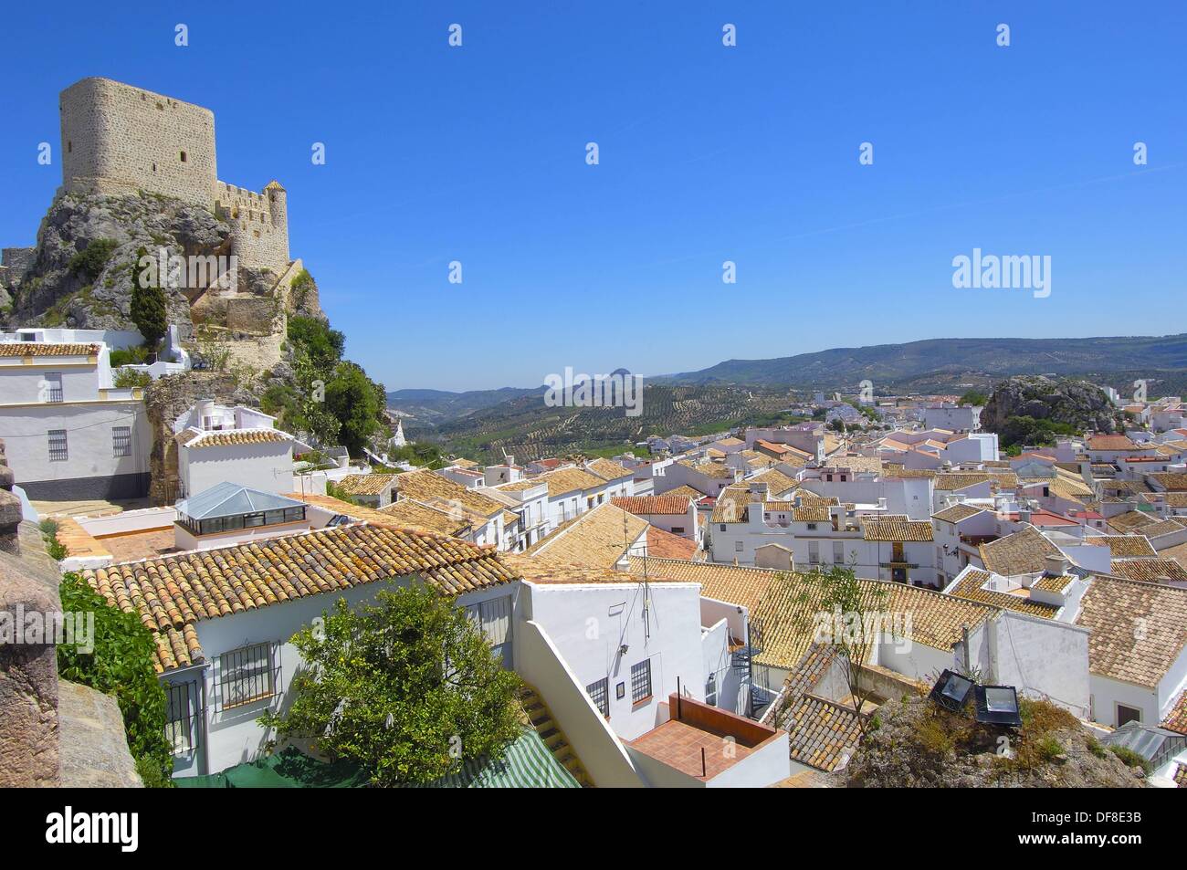 Arab castle (12th century), Olvera. White Towns of Andalusia, Cadiz ...