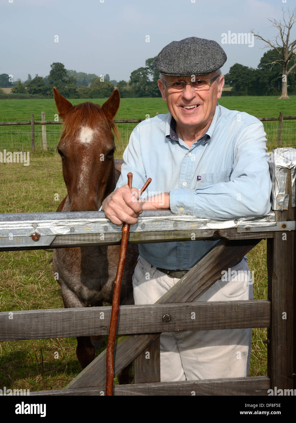FARMER WITH HORSE. ENGLAND. UK Stock Photo - Alamy