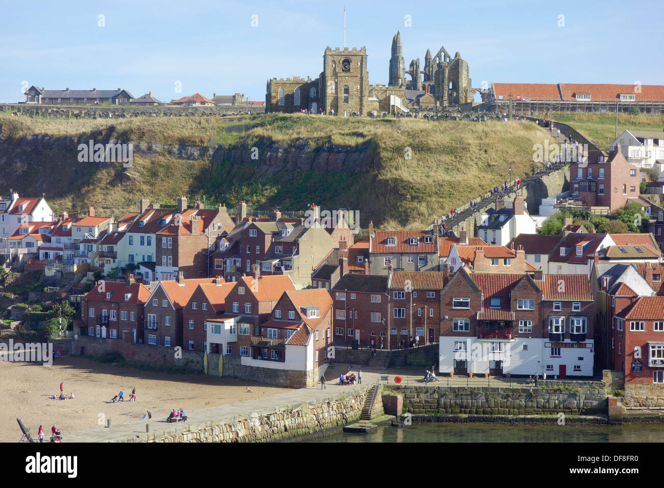 Whitby harbour steps hi-res stock photography and images - Alamy