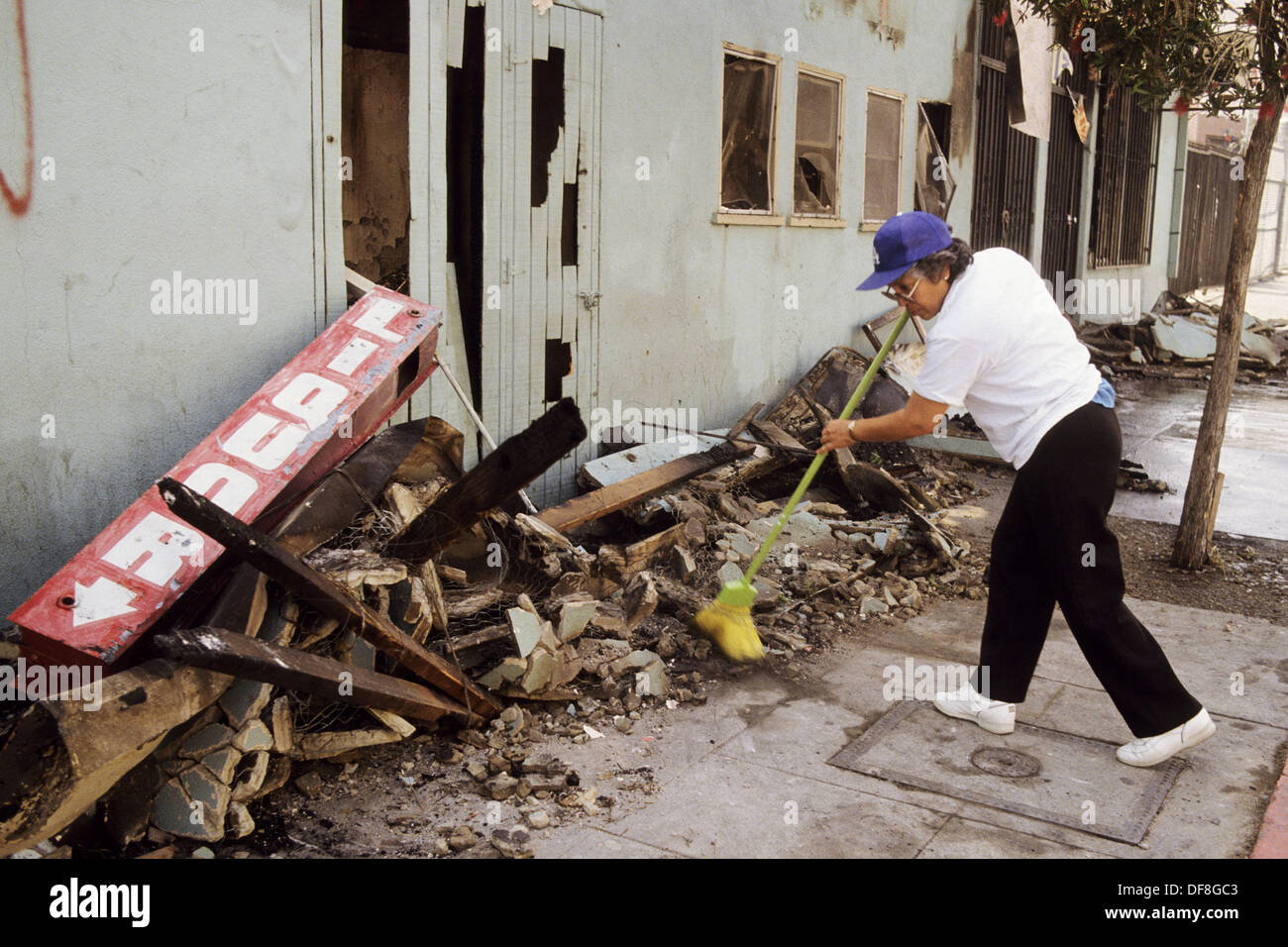 Los angeles 1992 riots hi-res stock photography and images - Alamy