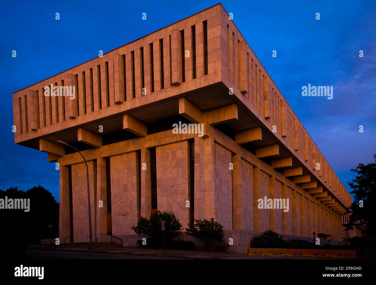 Legislative Office Building, offices of the New York State Legislature ...