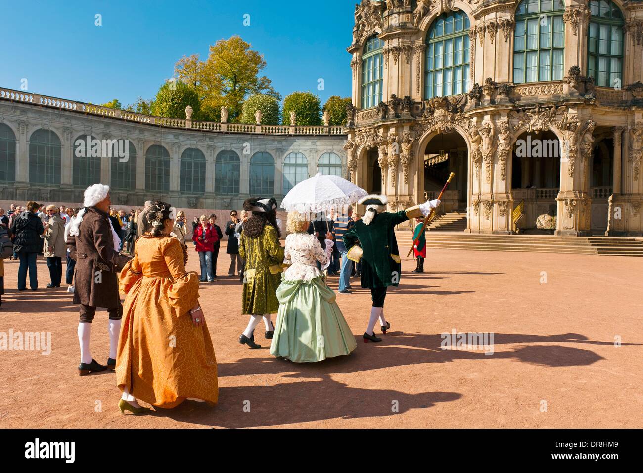 A Royal Procession Stock Photos & A Royal Procession Stock Images - Alamy