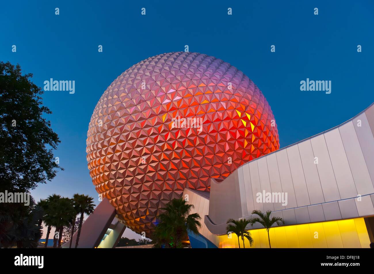 Orlando Spaceship Earth Geosphere High Resolution Stock Photography and ...