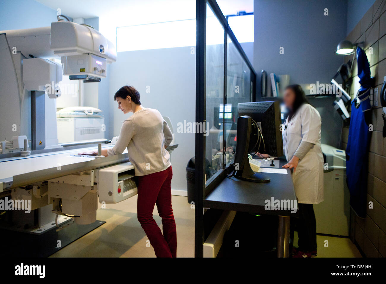 Hand inspection hi-res stock photography and images - Alamy