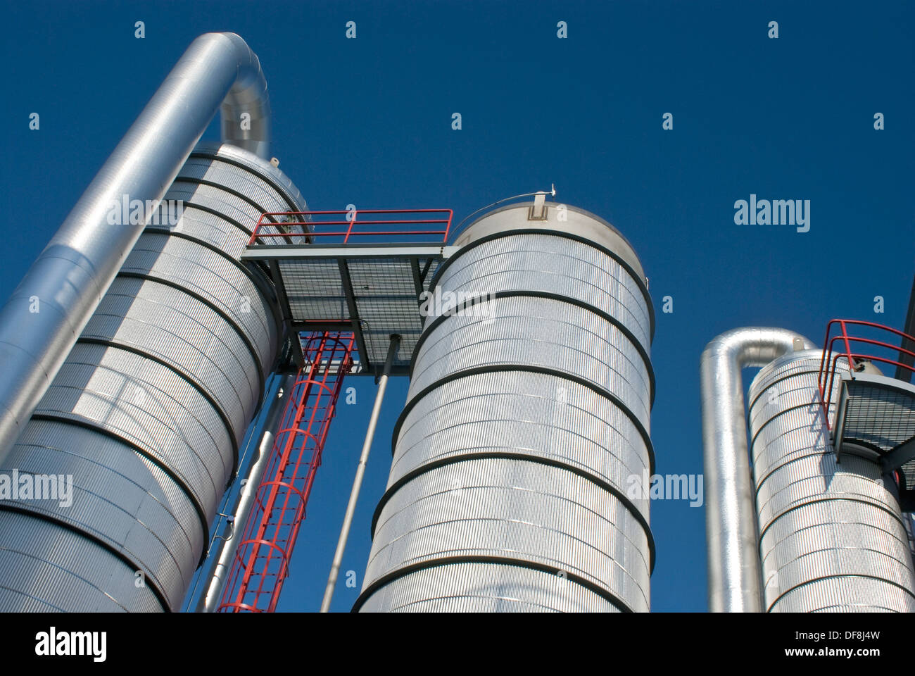 Distillation column alcohol hi-res stock photography and images - Alamy