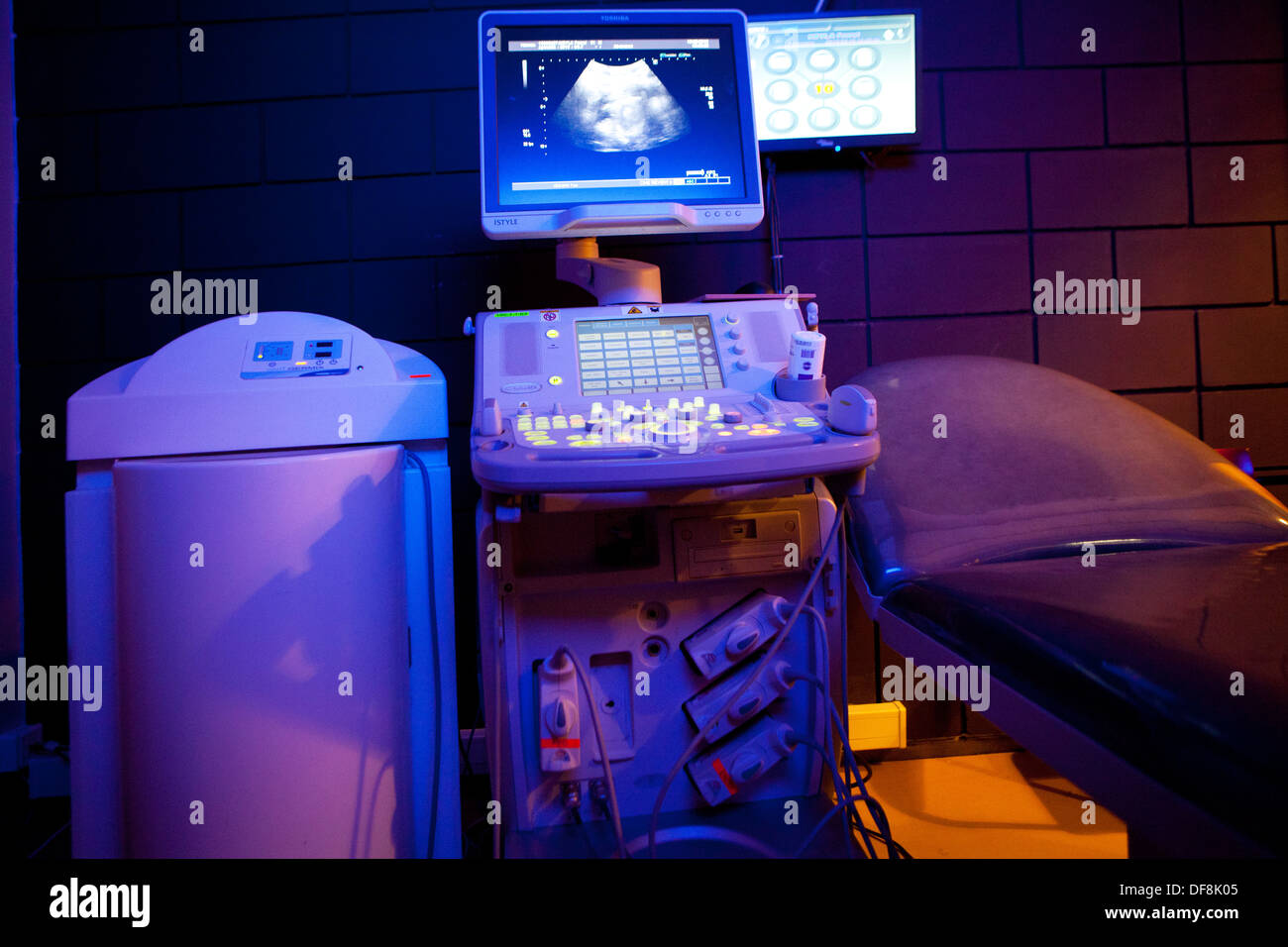 Sonography clinics hi-res stock photography and images - Alamy