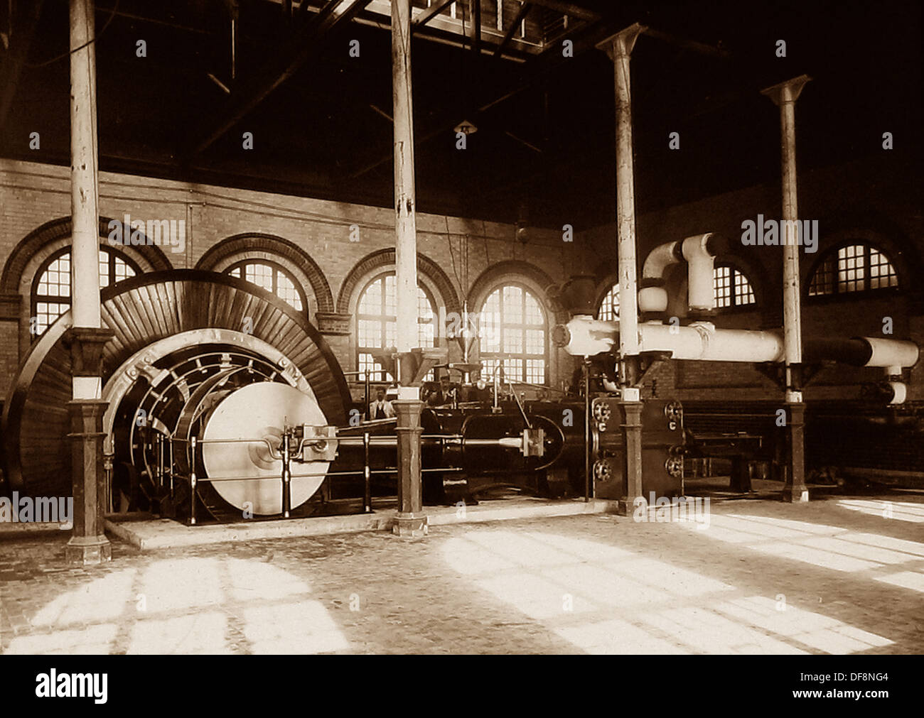 Steam engine factory hi-res stock photography and images - Alamy