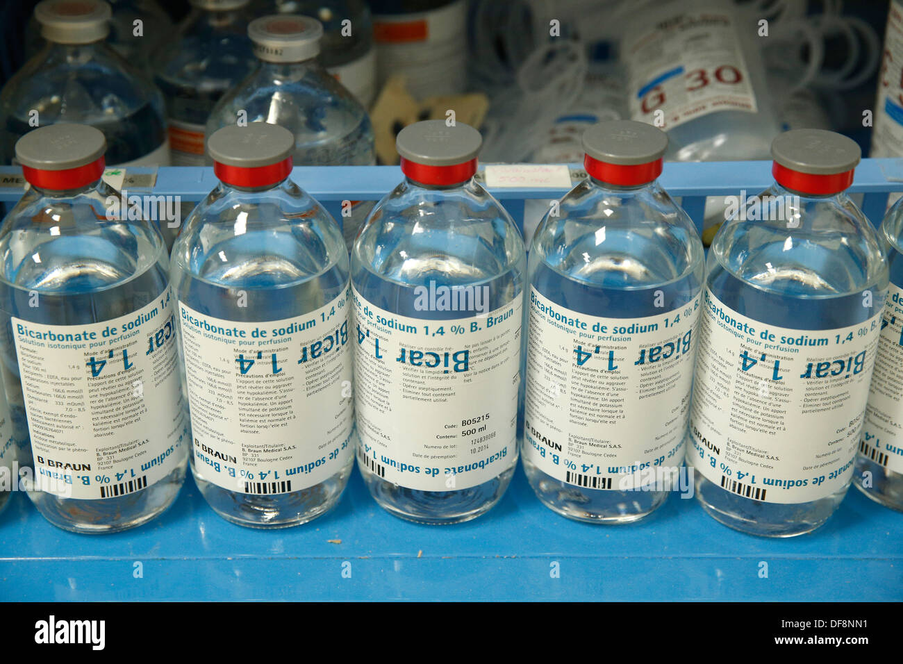 Sodium bicarbonate hi-res stock photography and images - Alamy