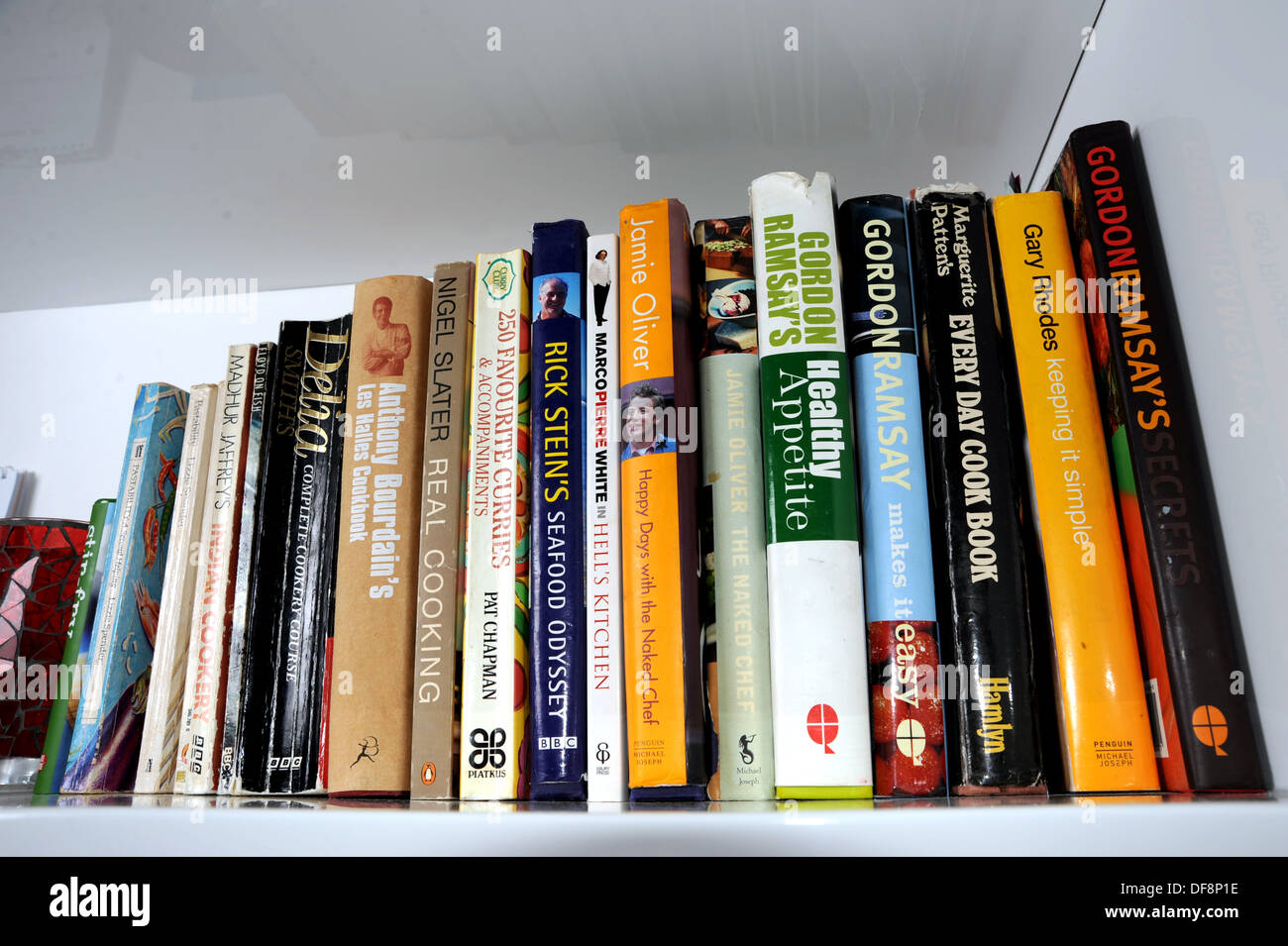 Gordon ramsay home cooking hi-res stock photography and images - Alamy