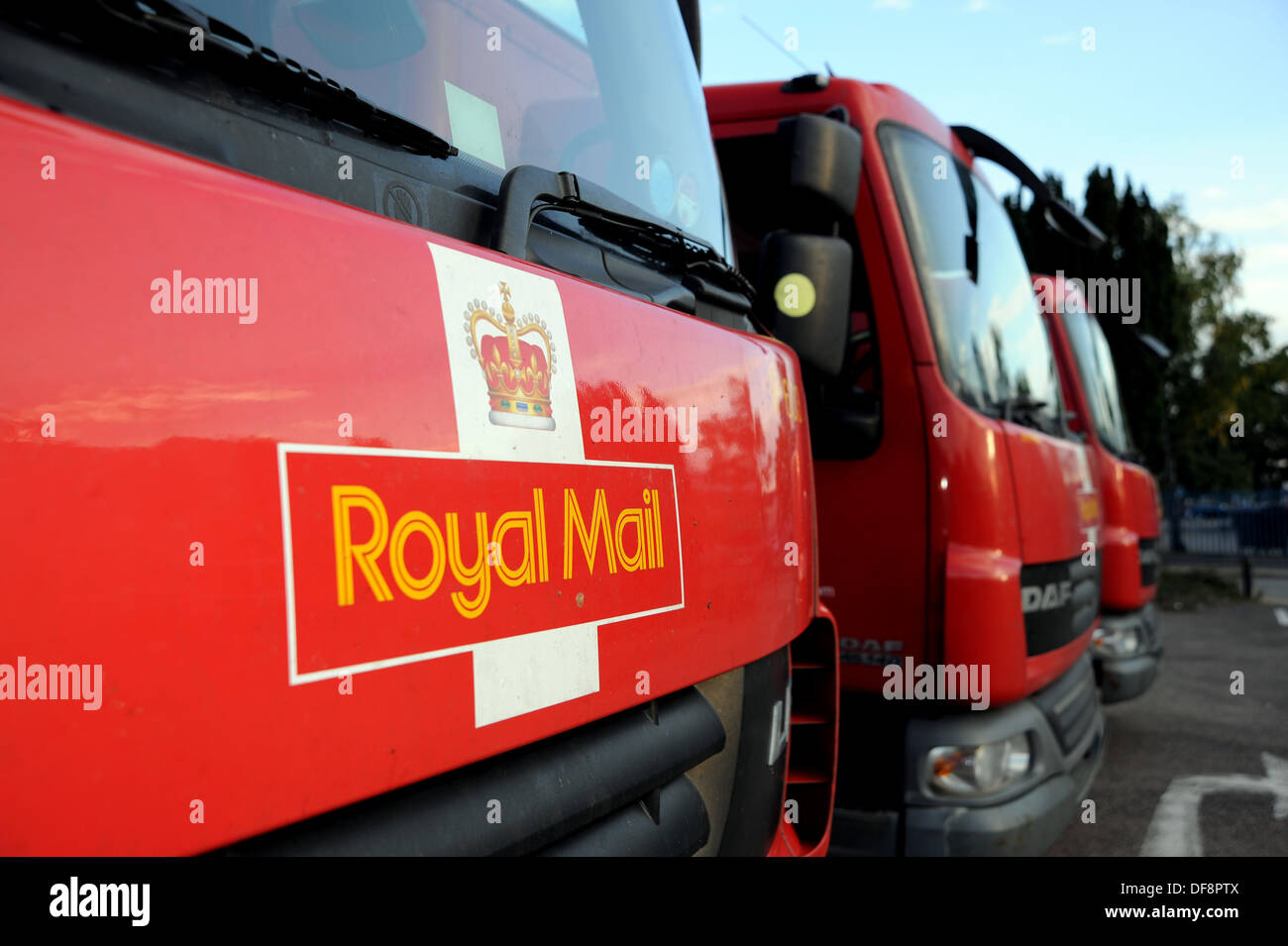 Postal trucks hi-res stock photography and images - Alamy