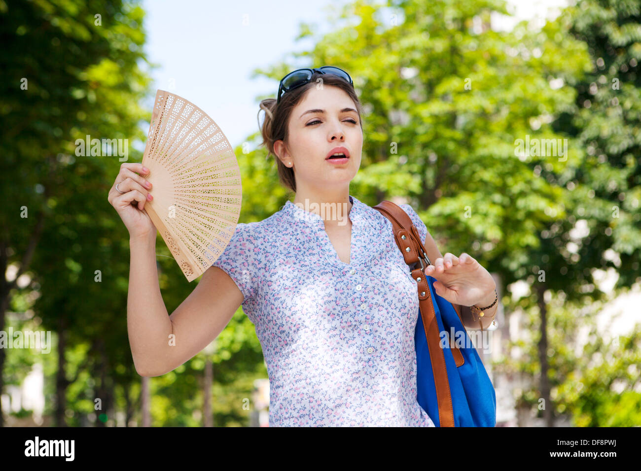 Warm cities hi-res stock photography and images - Alamy