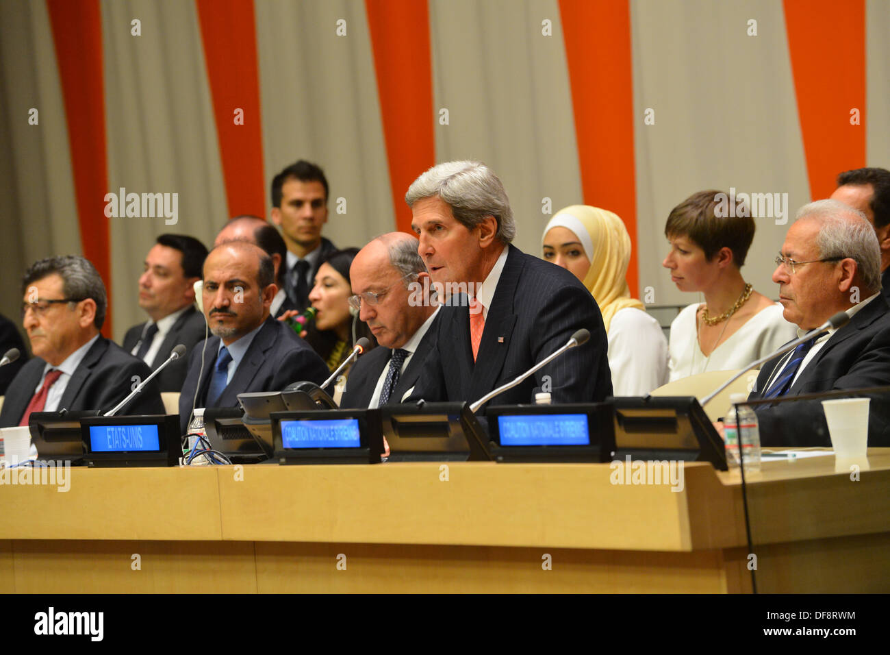 Syrian people hi-res stock photography and images - Alamy