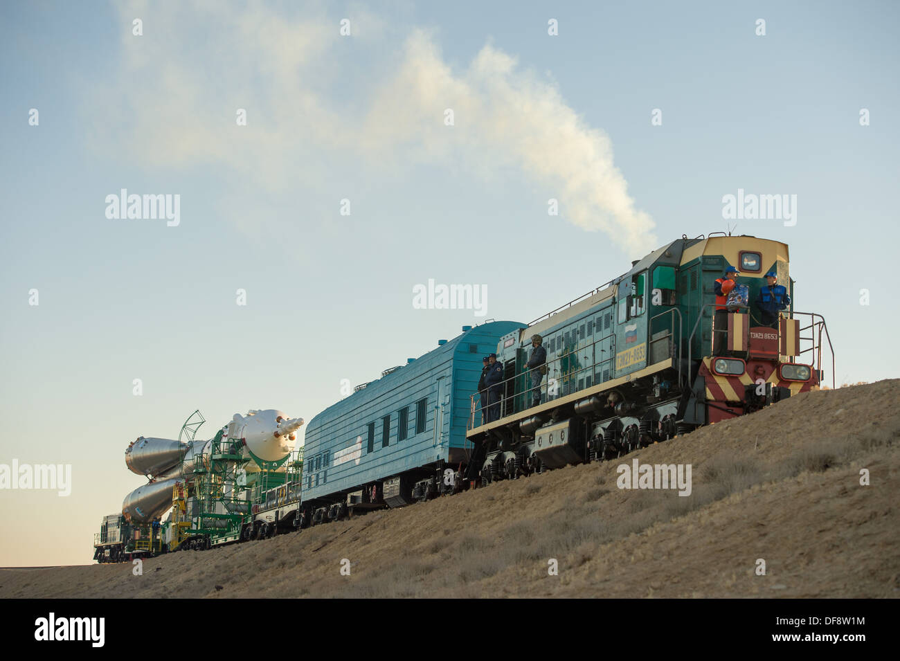 Expedition 37 Soyuz Rollout Stock Photo - Alamy