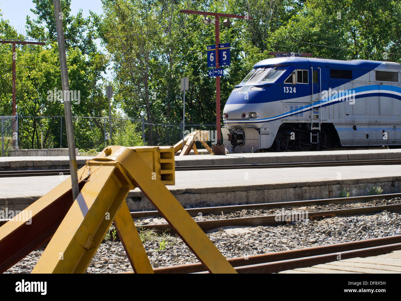 Railway station in downtown Montreal, Quebec, Canada Stock Photo - Alamy