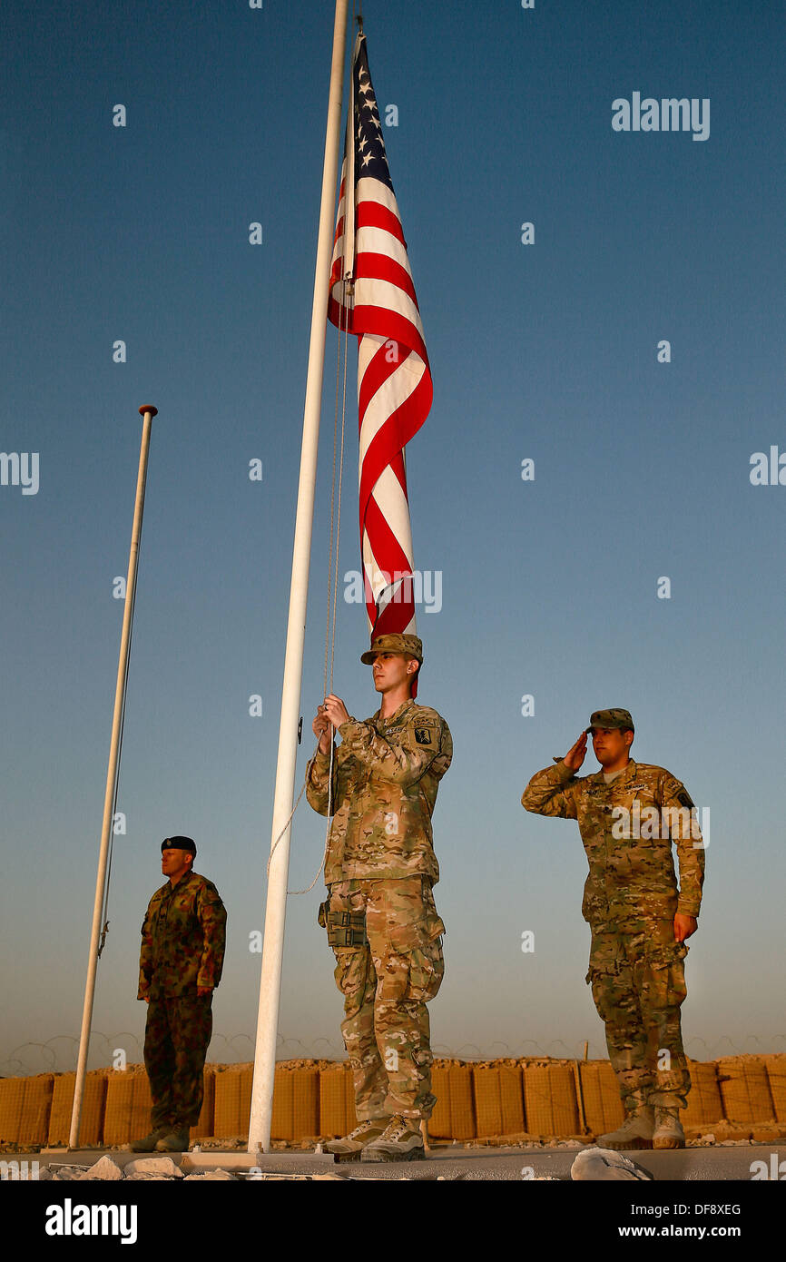 Tarin Kot, Afghanistan. 29th Sep, 2013. United States Army Spcs ...