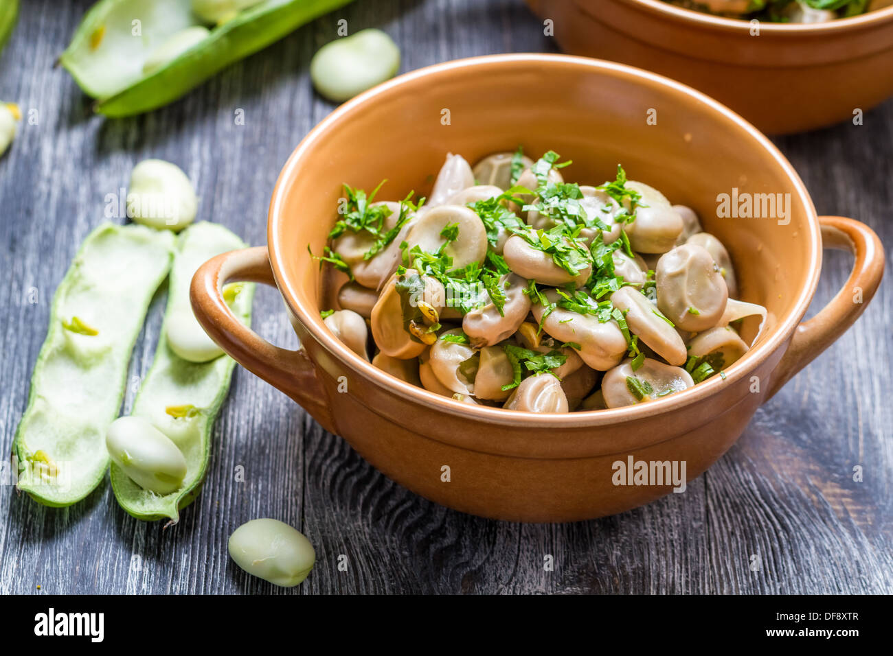 Broad leaf parsley hi-res stock photography and images - Alamy