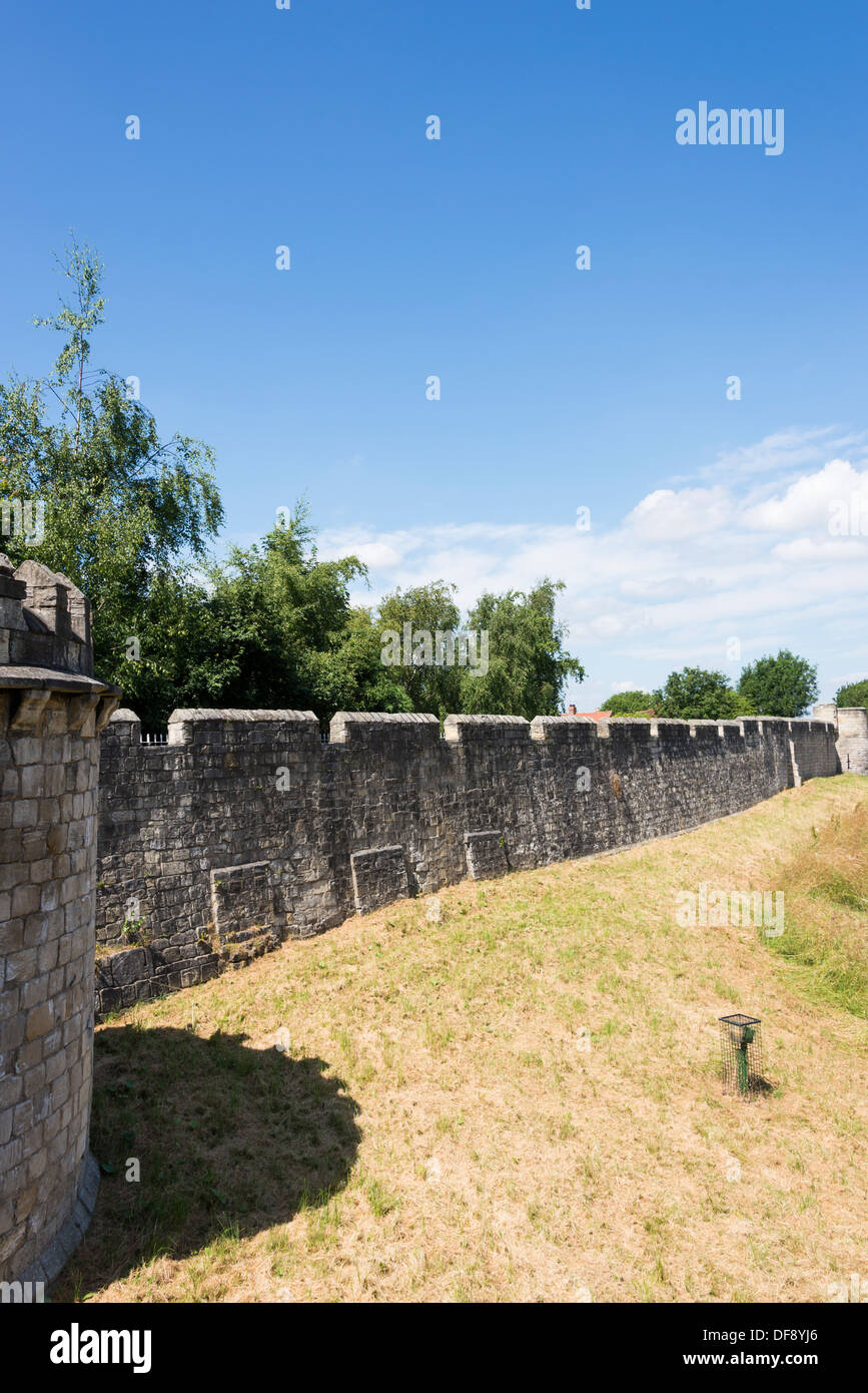 York ancient city walls, York, North Yorkshire, England Stock Photo - Alamy