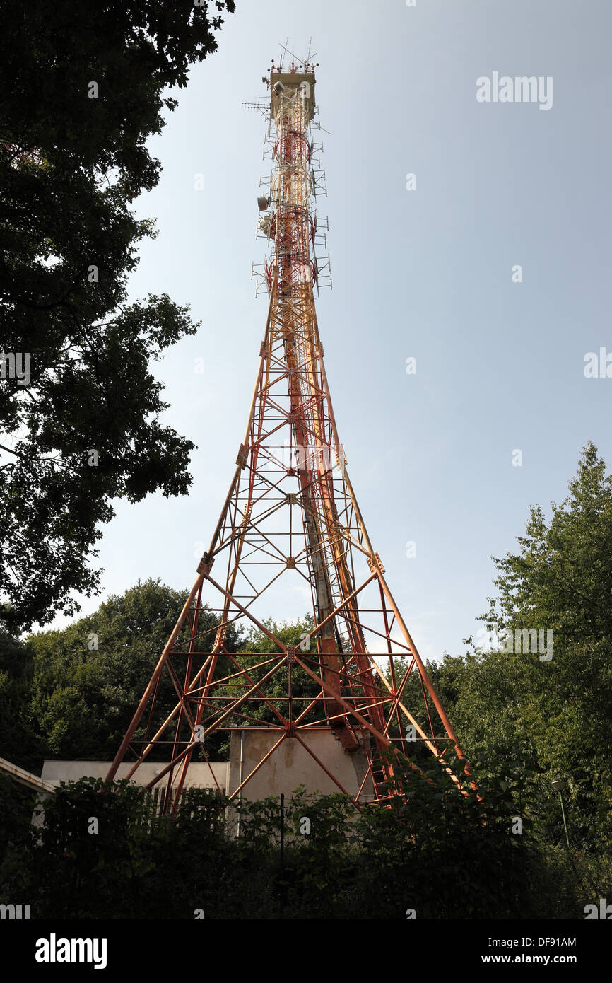 Radio television transmitter hi-res stock photography and images - Alamy