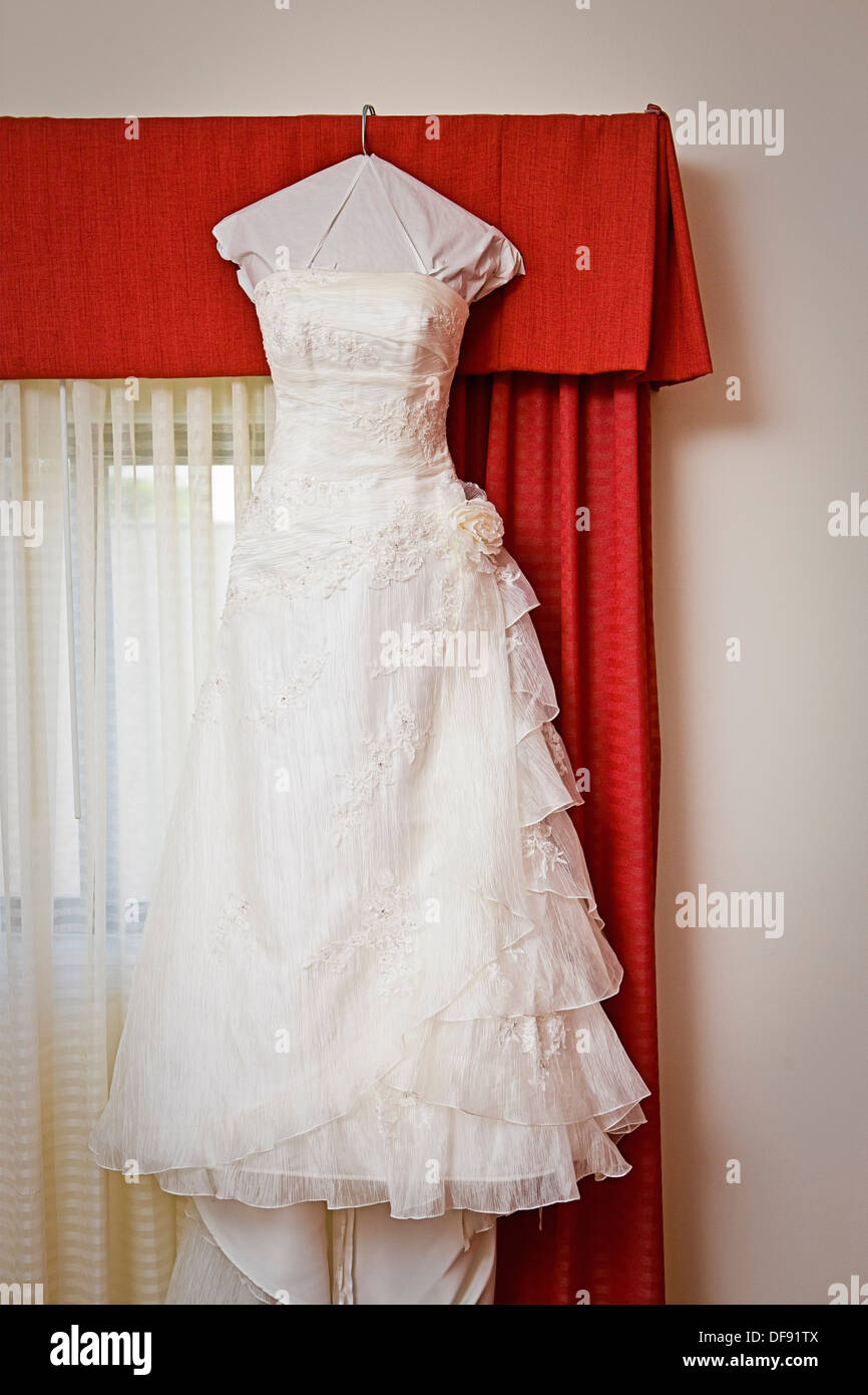 Weding couple hi-res stock photography and images - Alamy