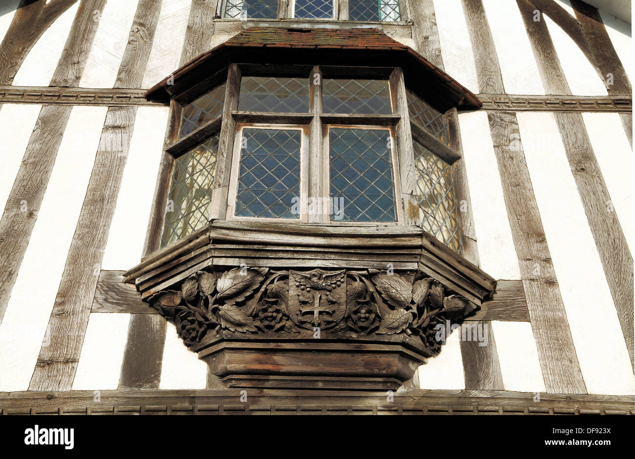 Medieval buildings england hi-res stock photography and images - Alamy