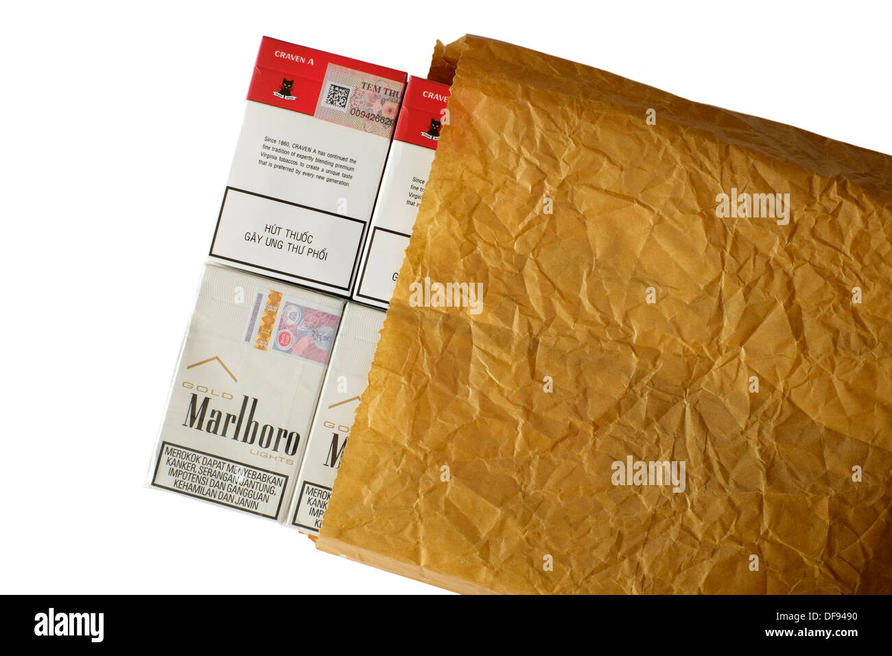 Cigarettes for sale hi-res stock photography and images - Alamy